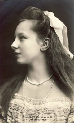 The Mad Monarchist: Favorite Royal Images: Prussian Princess