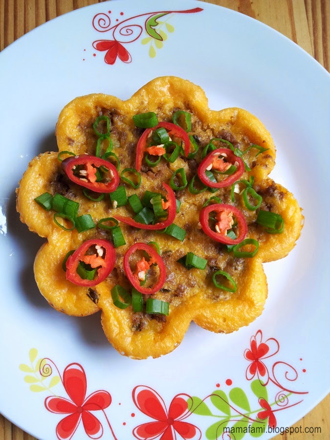 MamaFaMi's Spice n Splendour: Kuih Bakar Daging (Kjee)