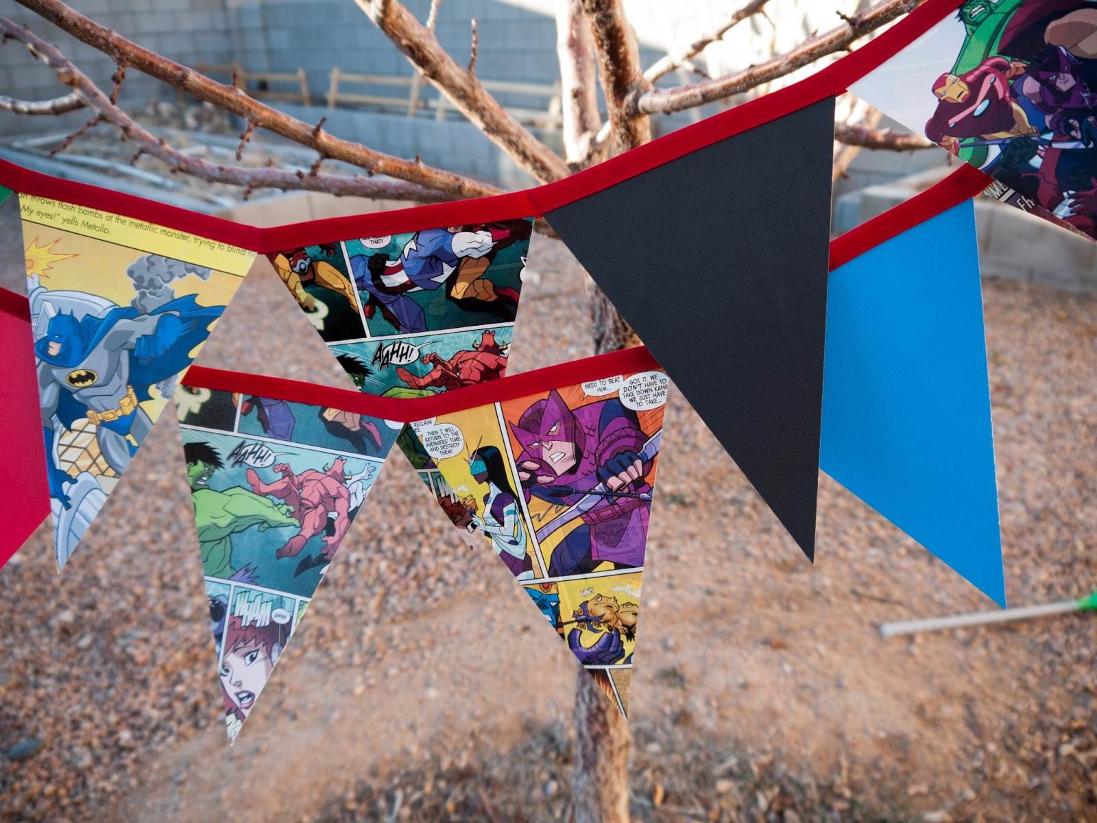 Caitlin's Creations: Comic Book Bunting
