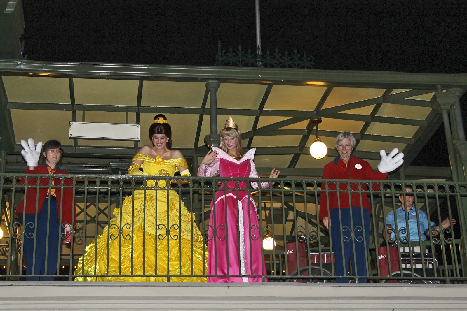 Unofficial Disney Character Hunting Guide: One More Disney Day ...