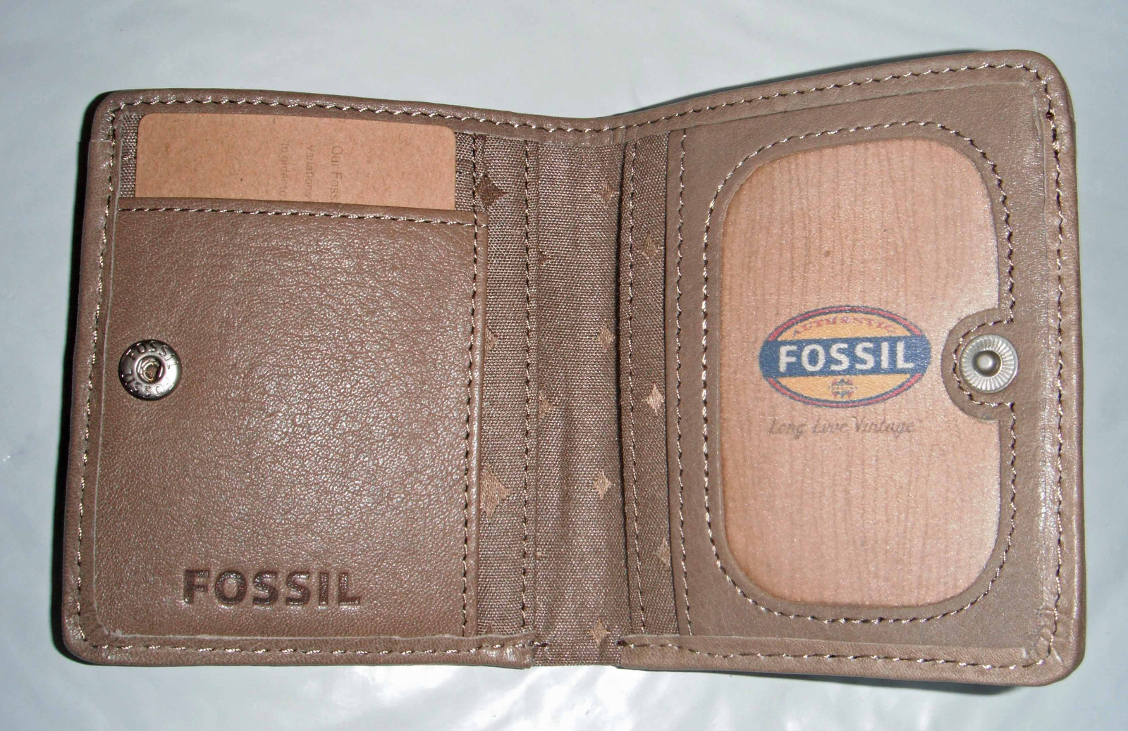 Fossil Maddox Bifold Small Wallet - Taupe ~ secretbargains1