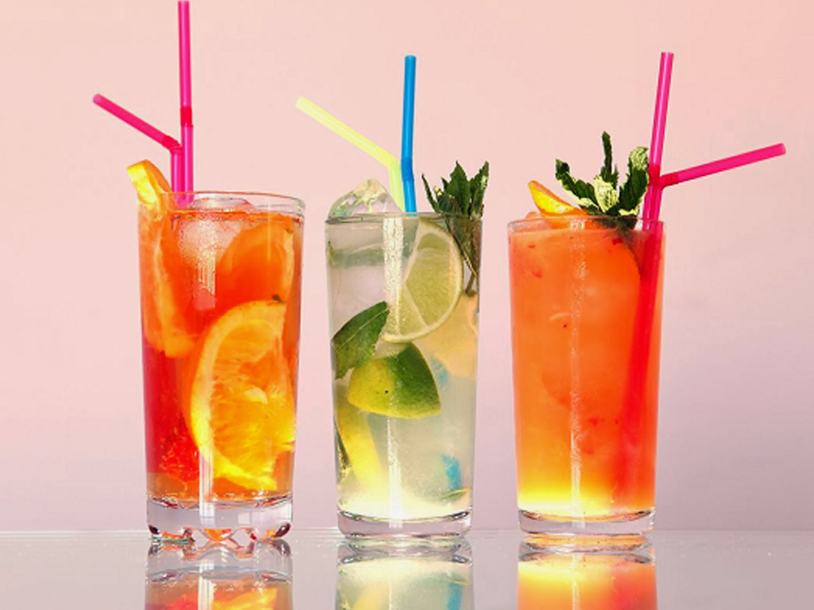 Minalouna's Art: FRUITS # 4 : jus de fruits, sirop , smousis, cococktail ;)