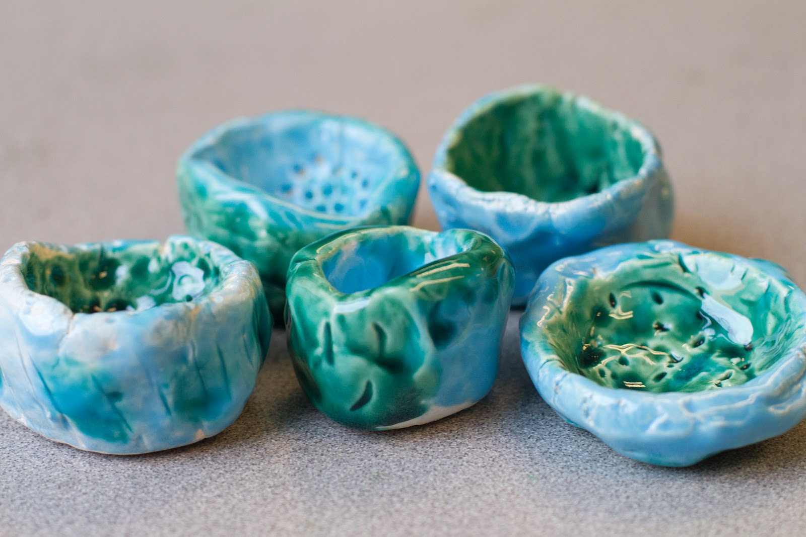 Adventures in the Smithland Art Studio: 1st Grade Pinch Pots