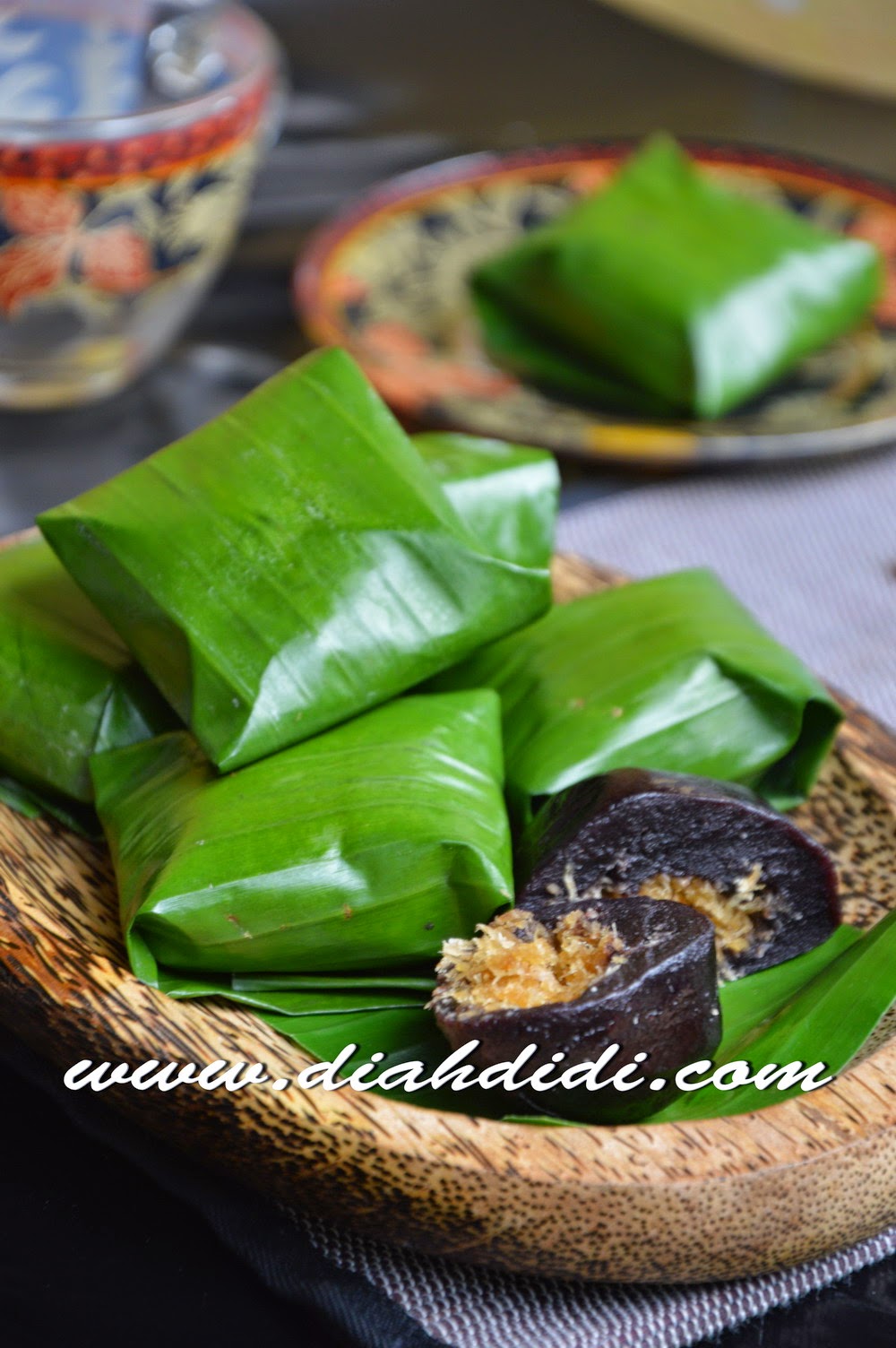 Diah Didi's Kitchen: Mendut Ketan Hitam