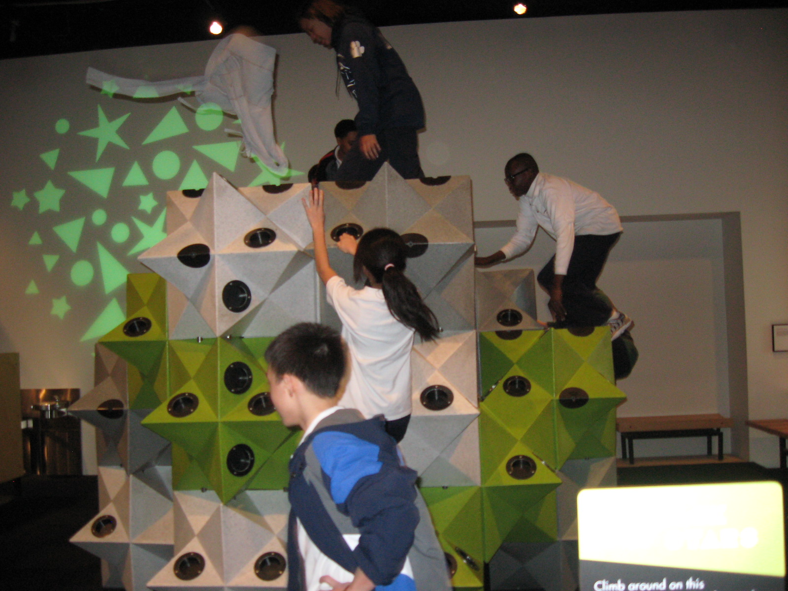 Museum Notes : Exploring Geometry Playground