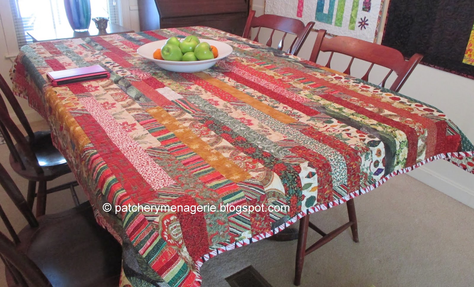 The Patchery Menagerie: Table Quilts