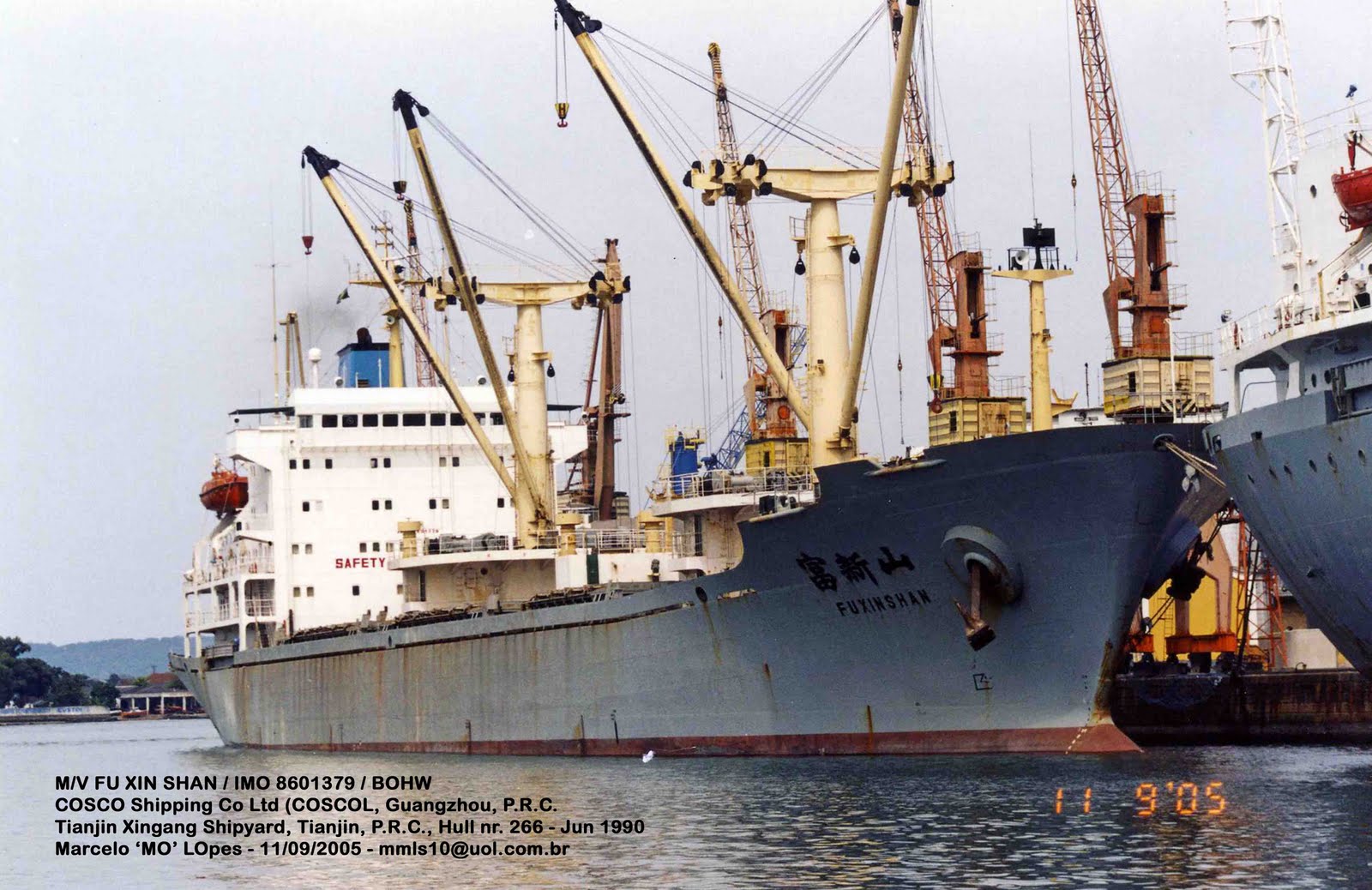 Santos Shiplovers: M/V Fu Xin Shan / BOHW - Embarcando Açucar no ...