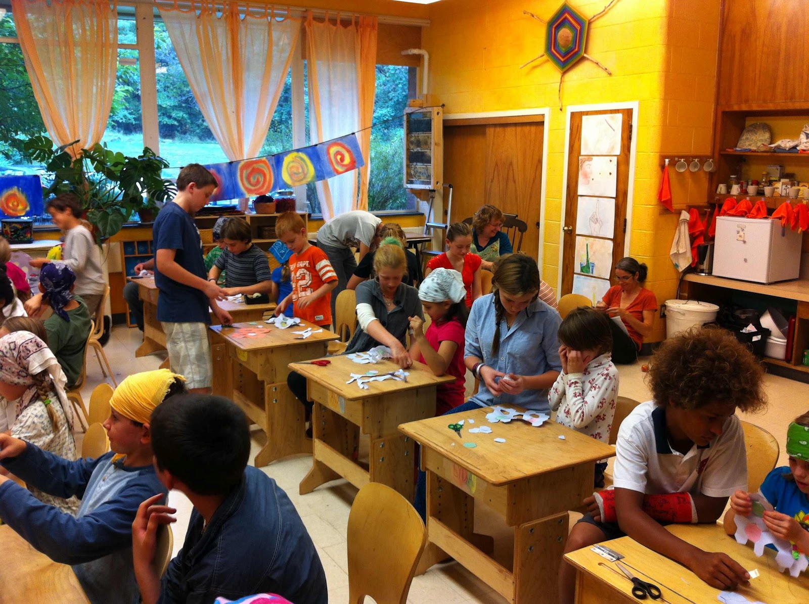 hyperbolic crochet: Hyperbolic crochet for Math Fair