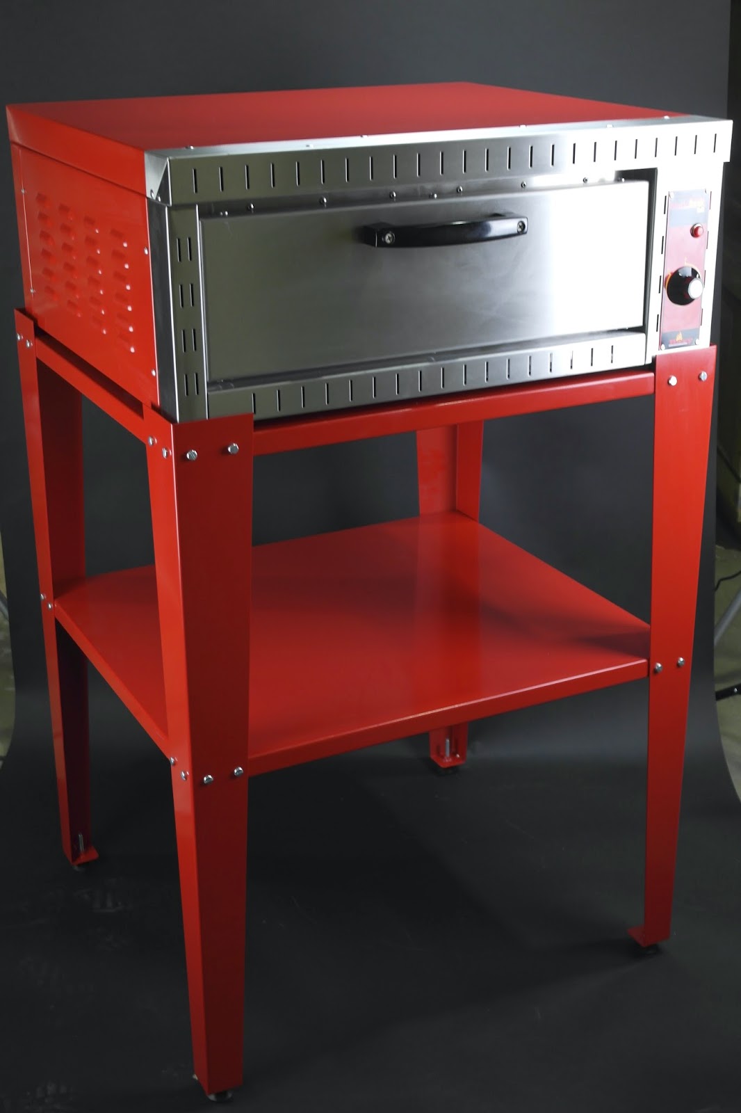 BLACK ROCK GRILL: FULL RANGE OF PROFESSIONAL OVENS