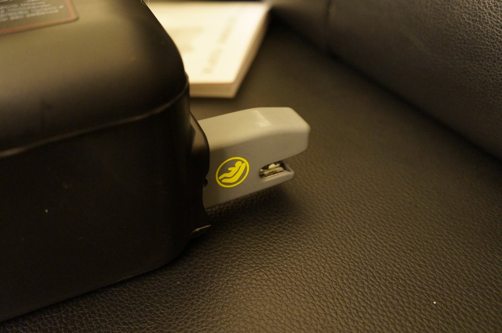 ISOFIX和LATCH有什麼不同？如何從德國買一個ISOFIX嬰兒汽座？步驟與拆箱心得分享 - 黃河水