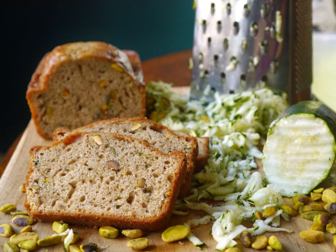 NY FoodGasm: Half the Fat Zucchini Bread