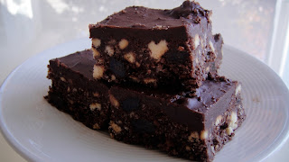 Mums in the Kitchen: Hedgehog Slice