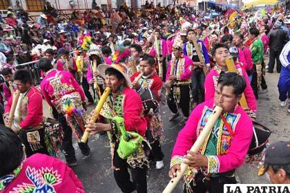 Fotos La expresión de los pueblos andinos | ENTRADAS FOLKLORICAS DE BOLIVIA