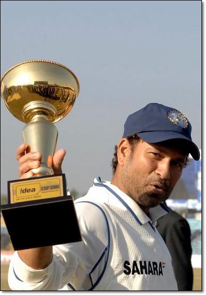 OMGSACHIN: Photos: Sachin Tendulkar Awards And Trophies