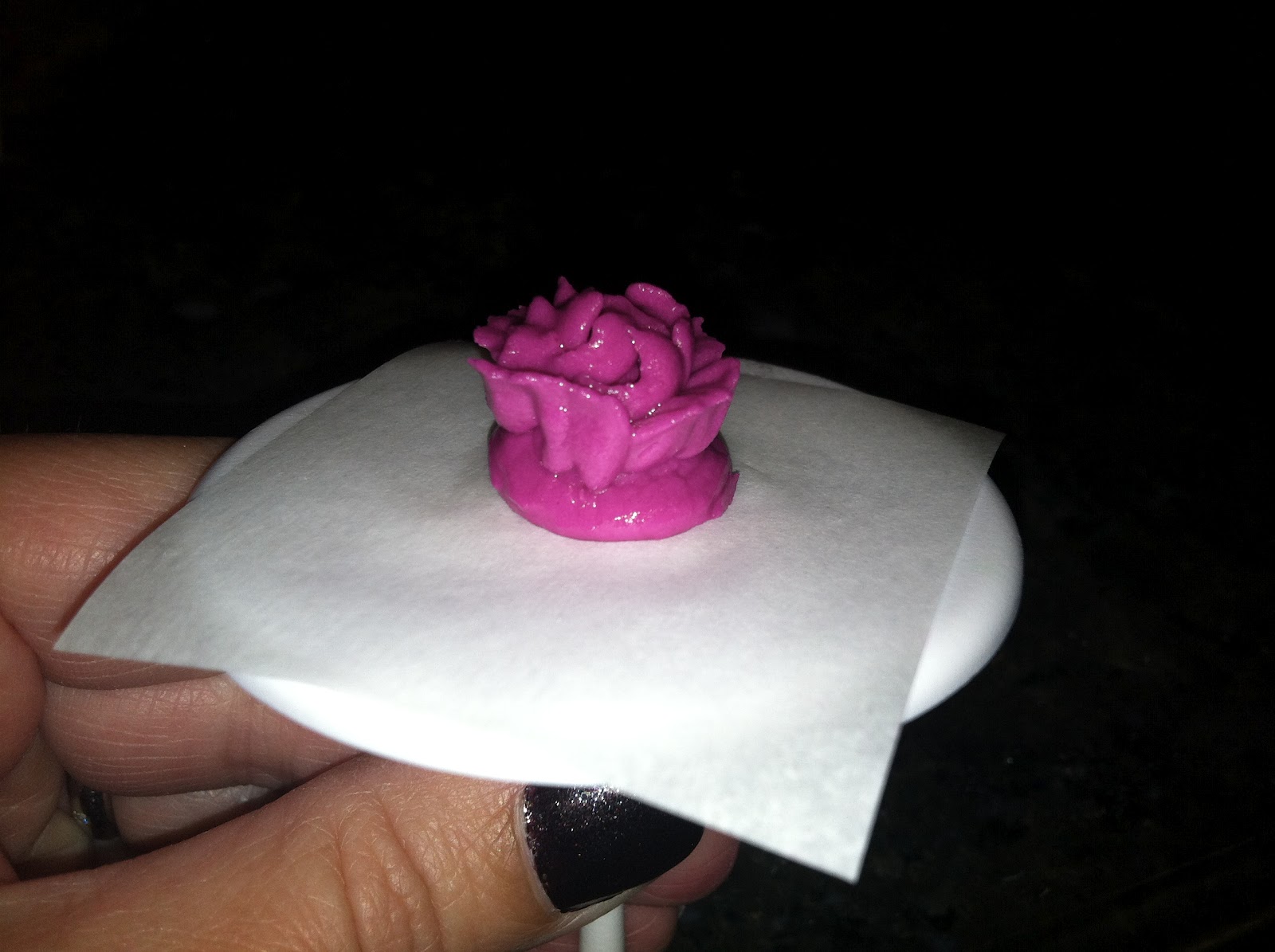 The Iced Queen: Royal Icing Peony