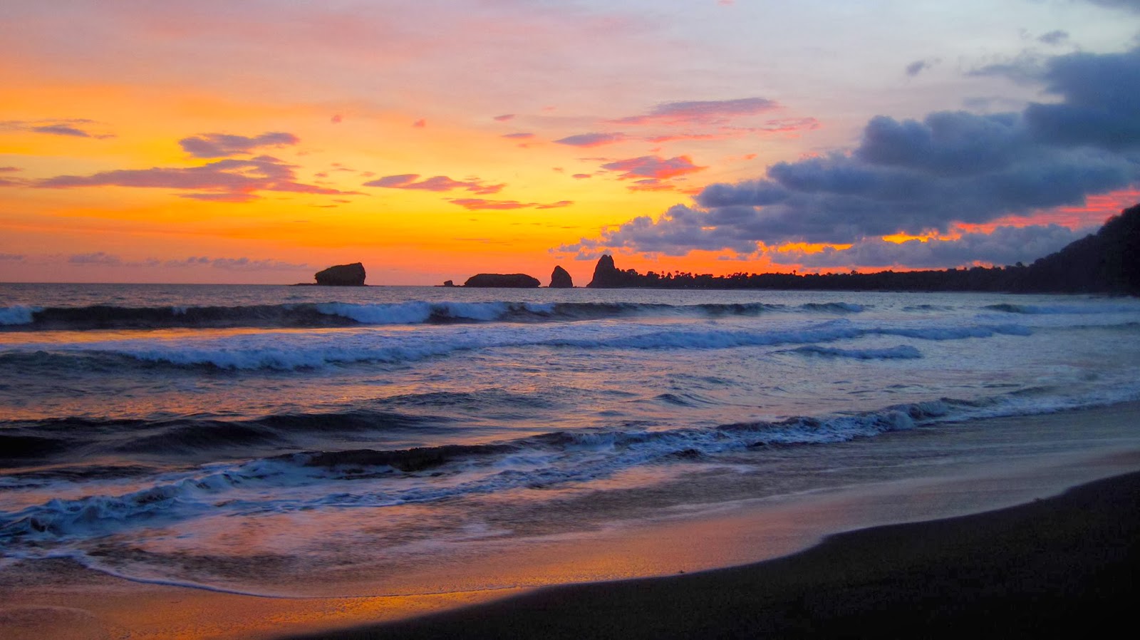 Top Ten List Indonesian Beach Puramoz Shared top-ten-list-indonesian-beach-puramoz-shared