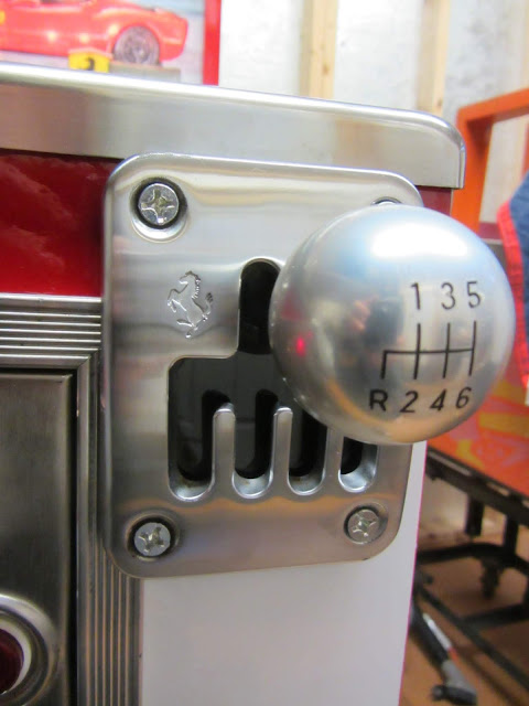 GameroomPinball.com: Custom Ferrari Pinball