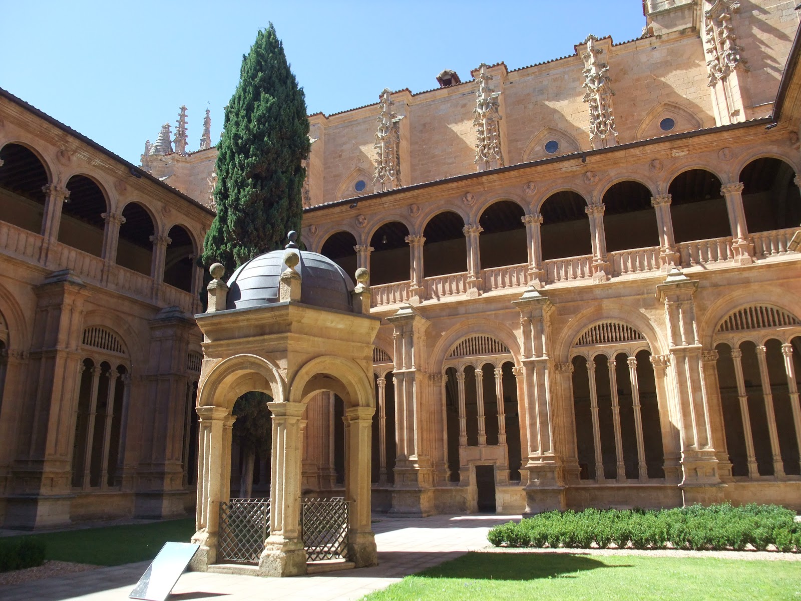 Buscando Montsalvatge: SALAMANCA. Convento dominico de San Esteban