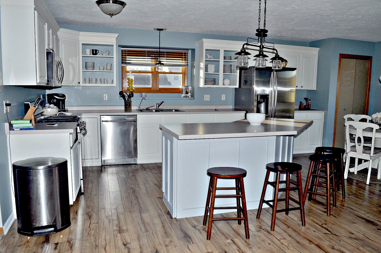 Always Chasing Life: Kitchen Updates