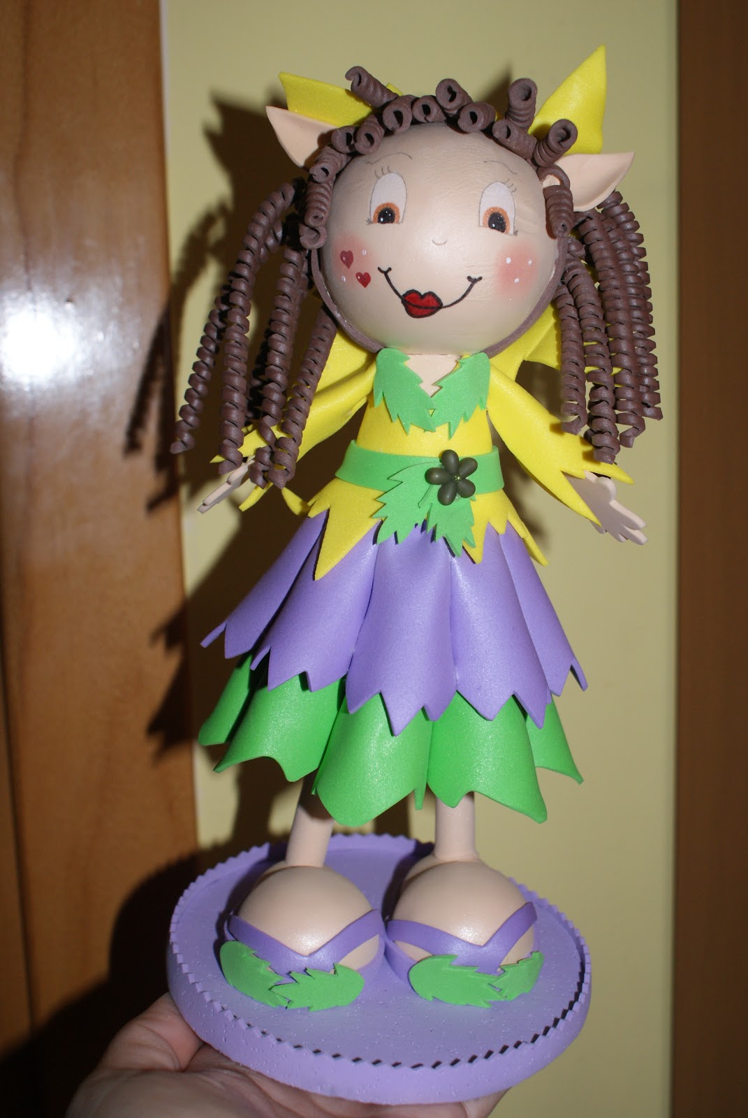 MANUALIDADES EVA: fofucha elfa