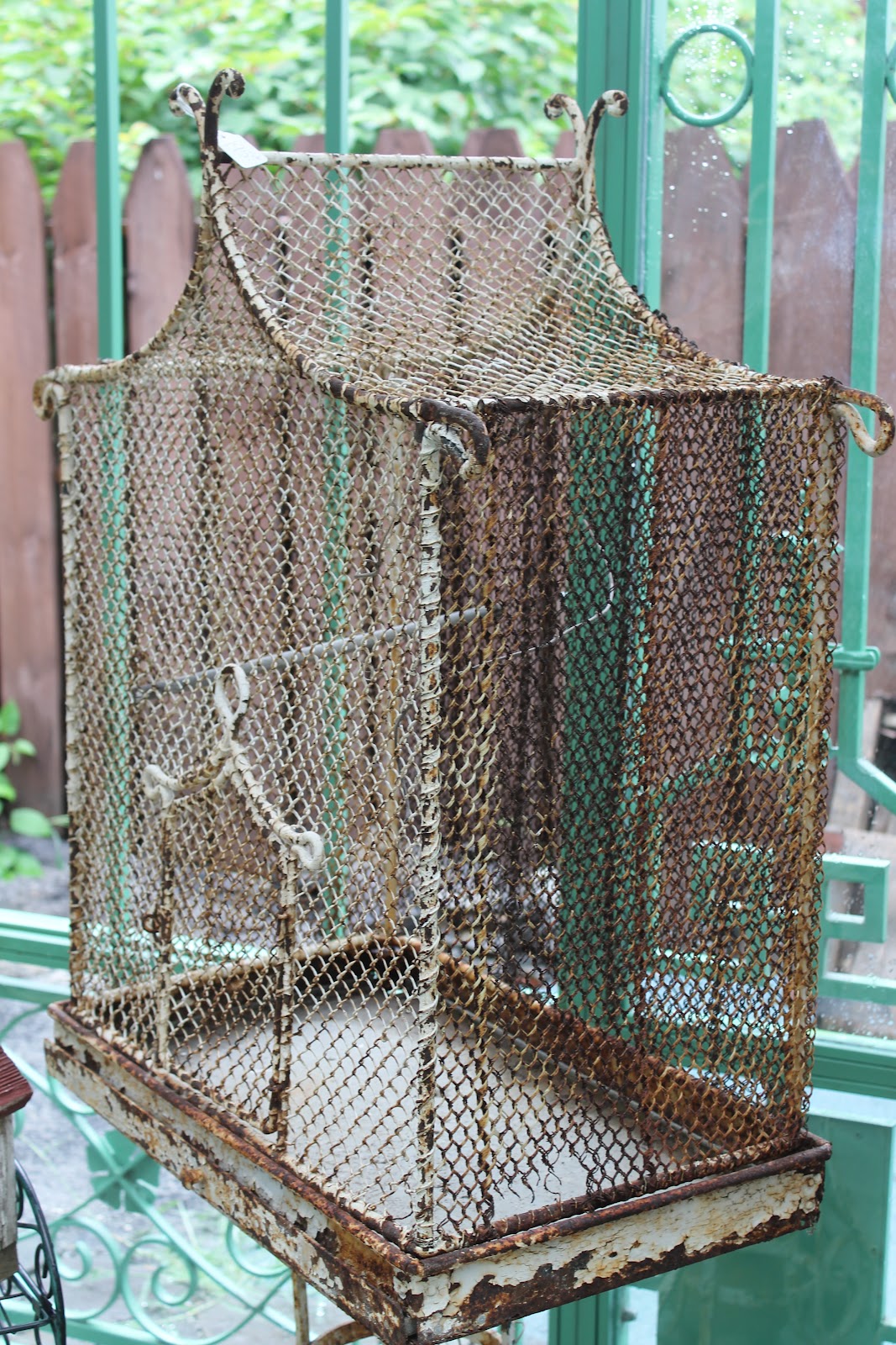 LizlovesVintage: Enchanted By Design::