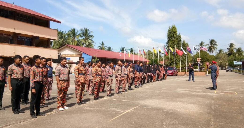 SMK AGAMA MELOR: Pemilihan Peserta Perkhemahan Pertandingan Kadet Bomba ...