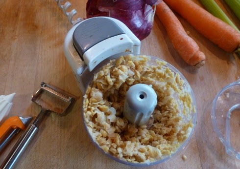 House InsideOut: Spicy Bonzo Salad (Vegan Chickpea Salad)