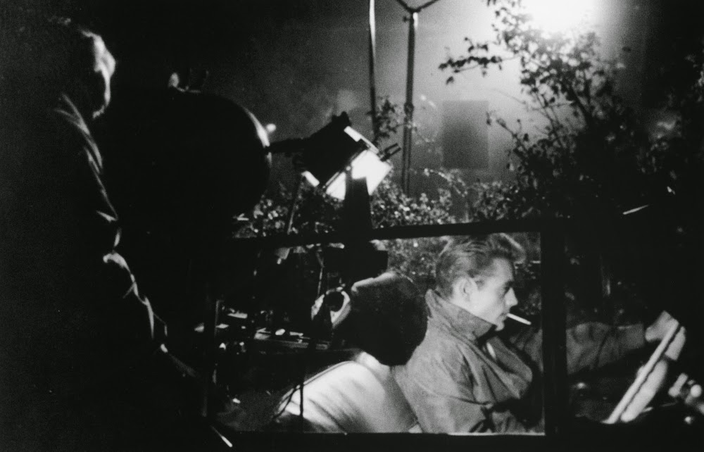 24 Rare and Fascinating Behind the Scenes Photos From the Making of ...