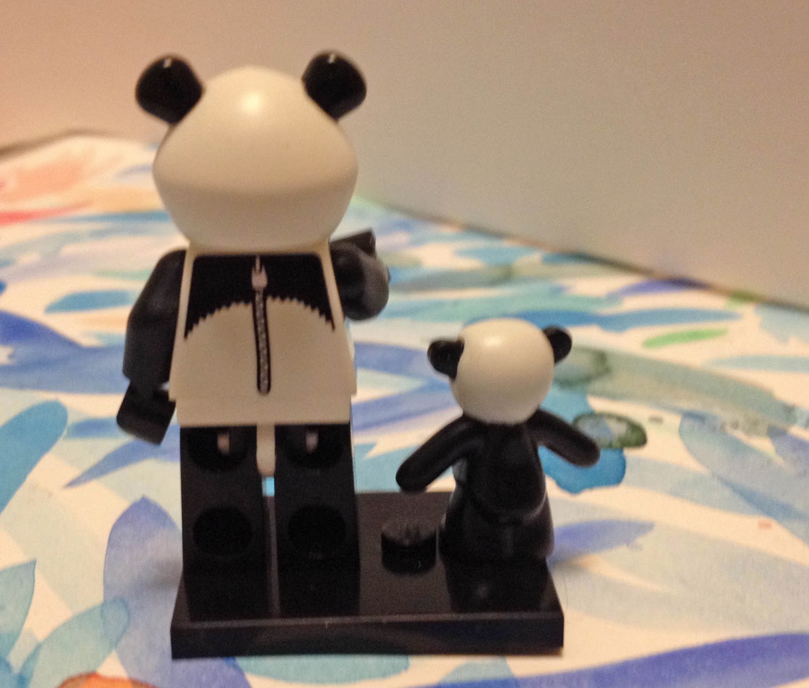 The Minifigure Collector: Minifigure Spotlight Lego Movie - Panda Suit Guy