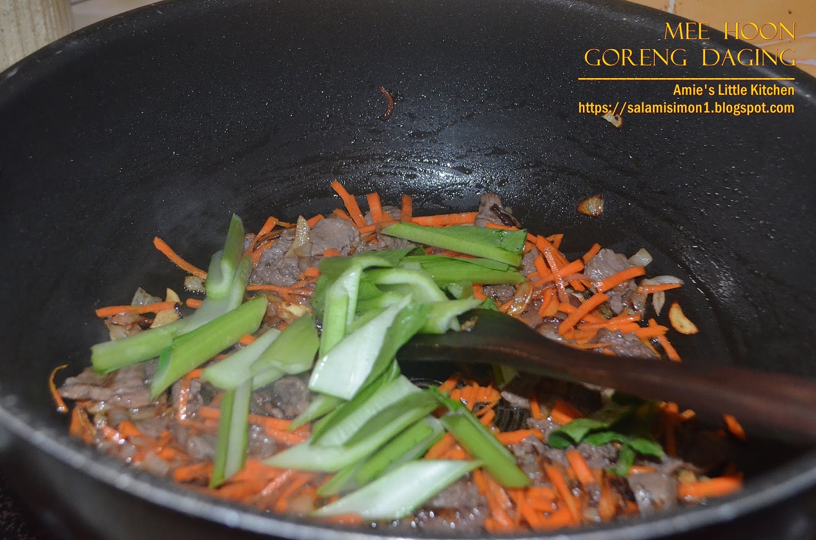Mee Hoon Goreng Daging - Amie's Little Kitchen