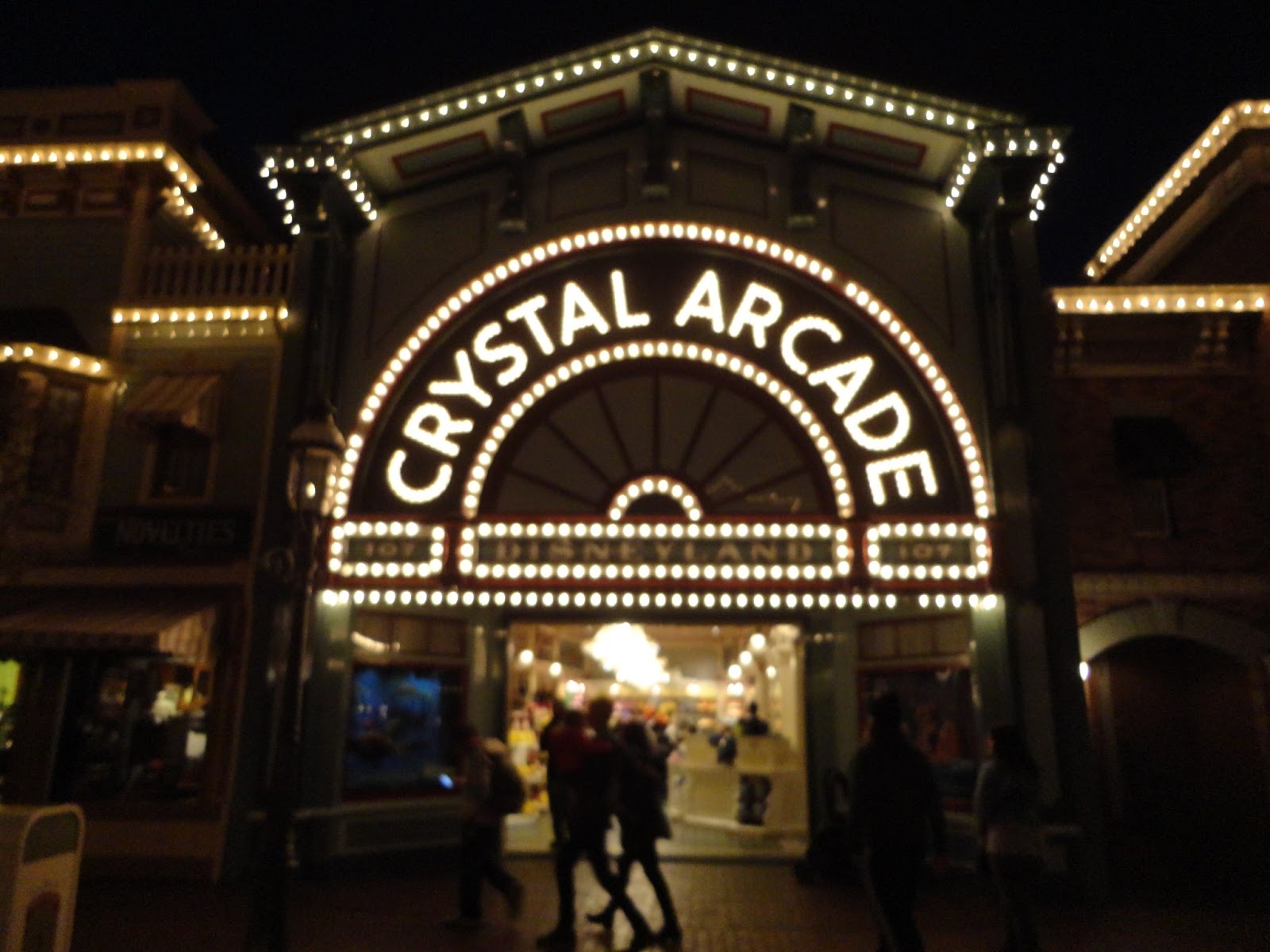 Disneyland: Main Street Crystal Arcade