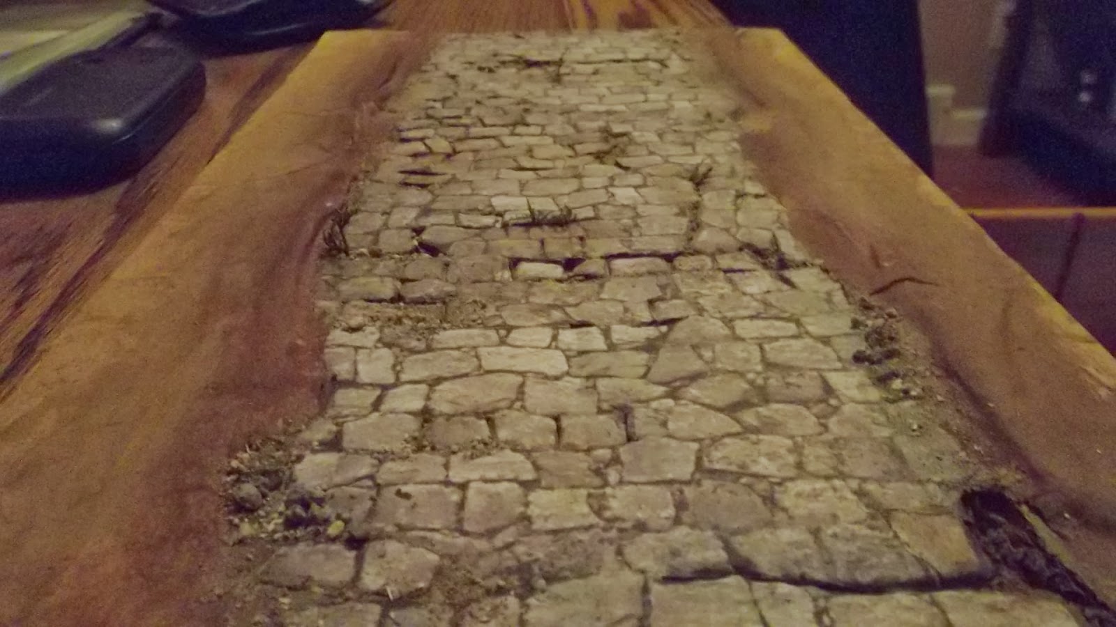 Capt. Richard's Miniature Civil War: Building a stone road from paper