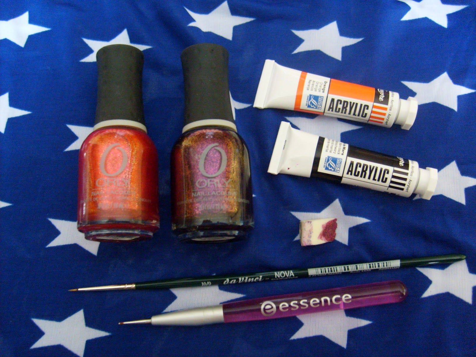 Pee Before Polish: Nail art time: Hello 911? I'm on fire!