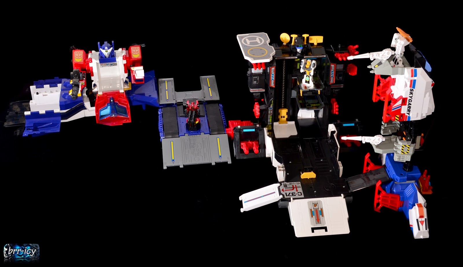 Brr-icy's Transformers Reviews: Return of Convoy "Triple Combination ...