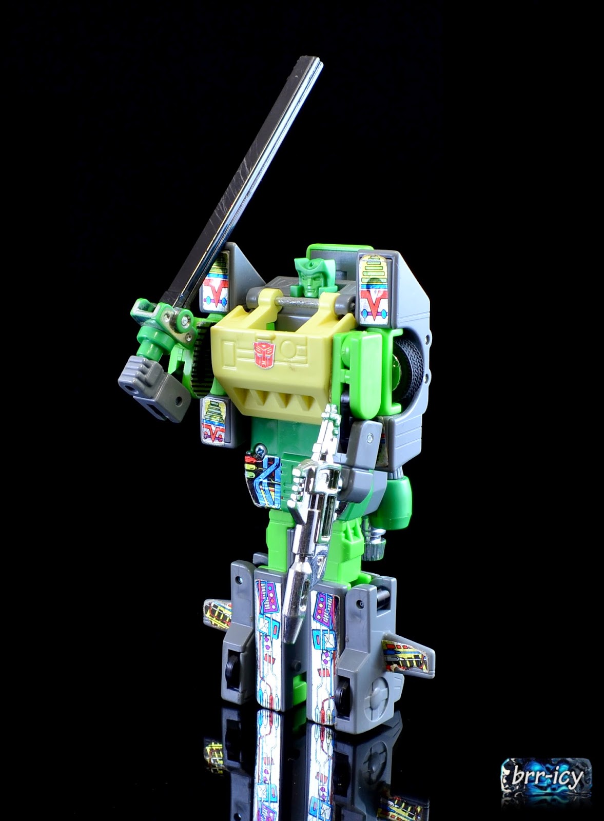 Brr-icy's Transformers Reviews: Autobot Triplechangers: Broadside ...