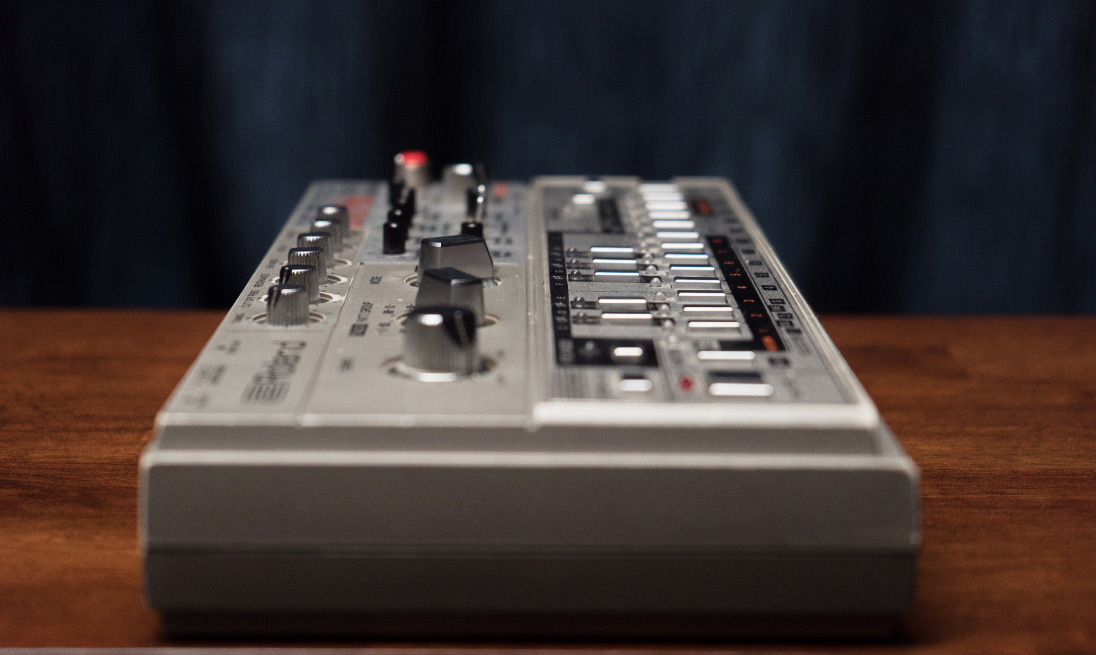 MATRIXSYNTH: Original Roland TB-303 w/ DevilFish Mod SN 235