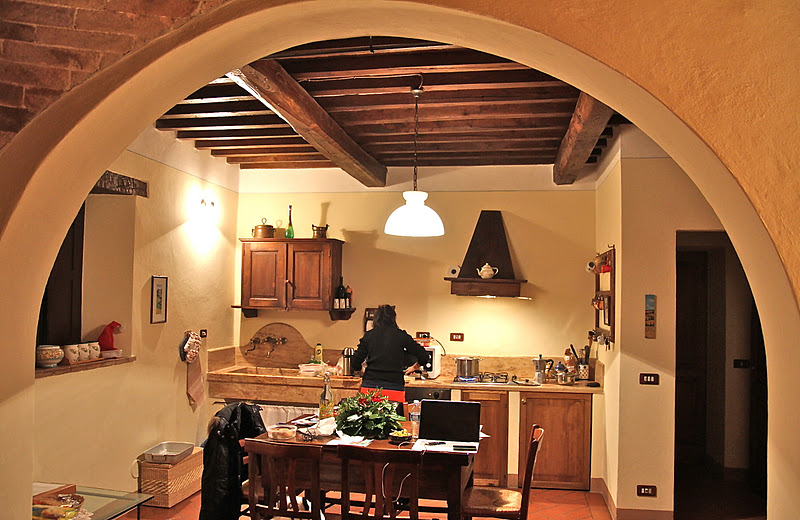 Extra Virgin Chef: Italy - an authentic Tuscan kitchen