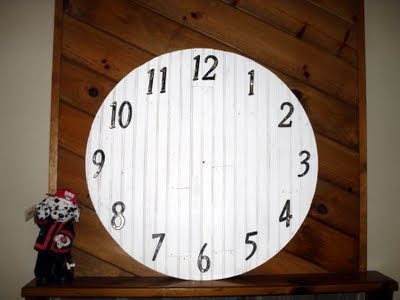 {Craftify It}: Rustic Cabin Clock