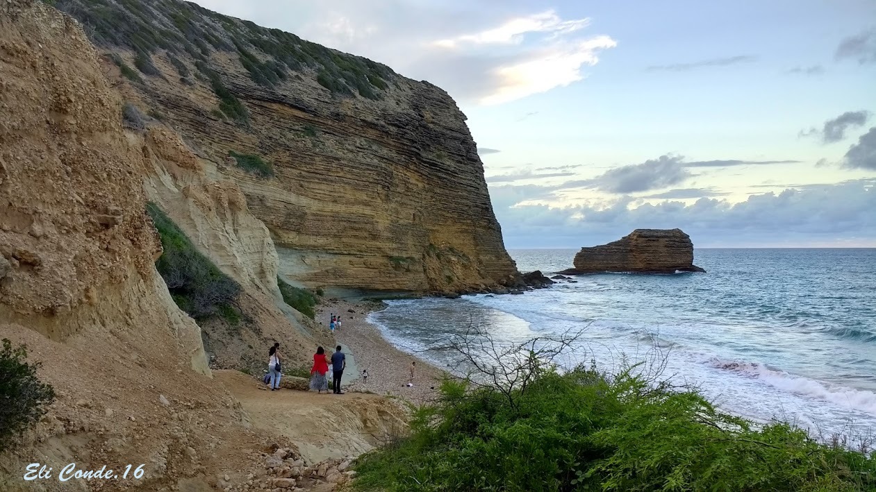 Con ojos curiosos en Rep.Dominicana: El Morro de Montecristi