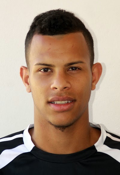 Adrian Salcedo con el CD Constancia-Segunda B de España - Balompié ...