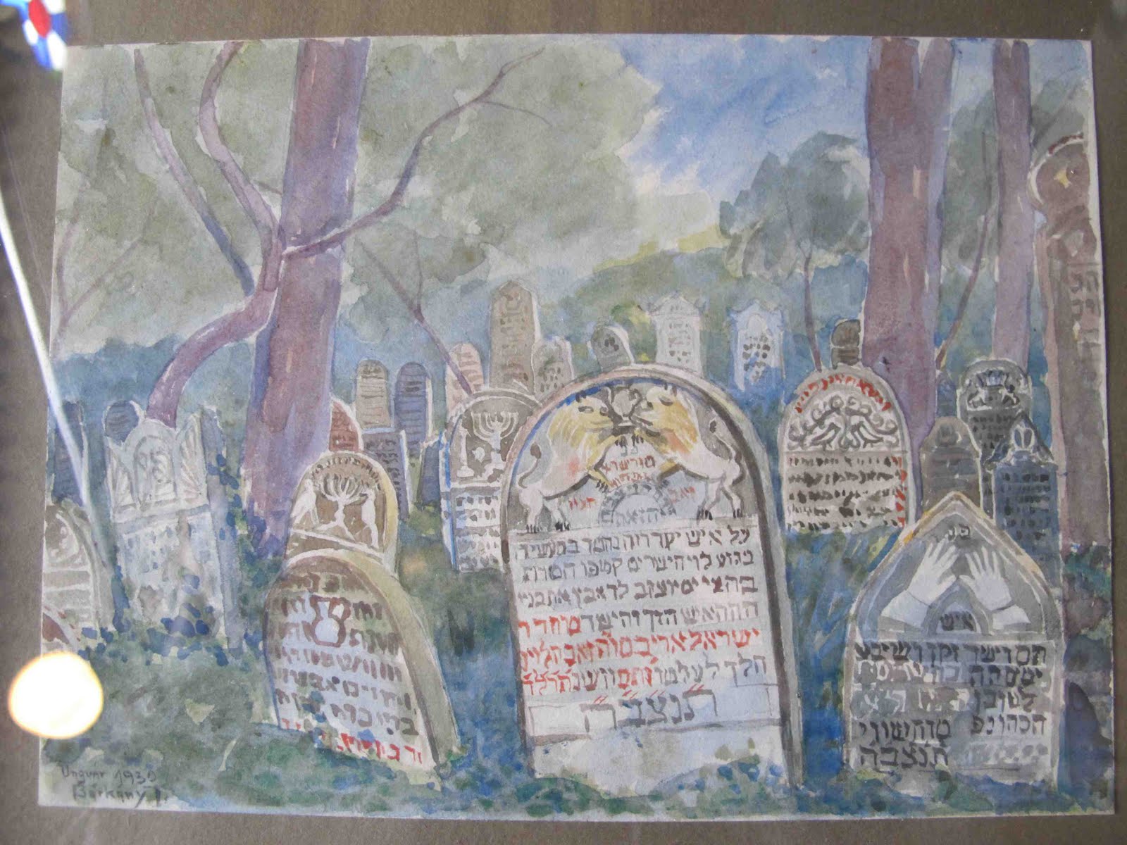 Jewish Heritage Travel: Painted gravestone decoration