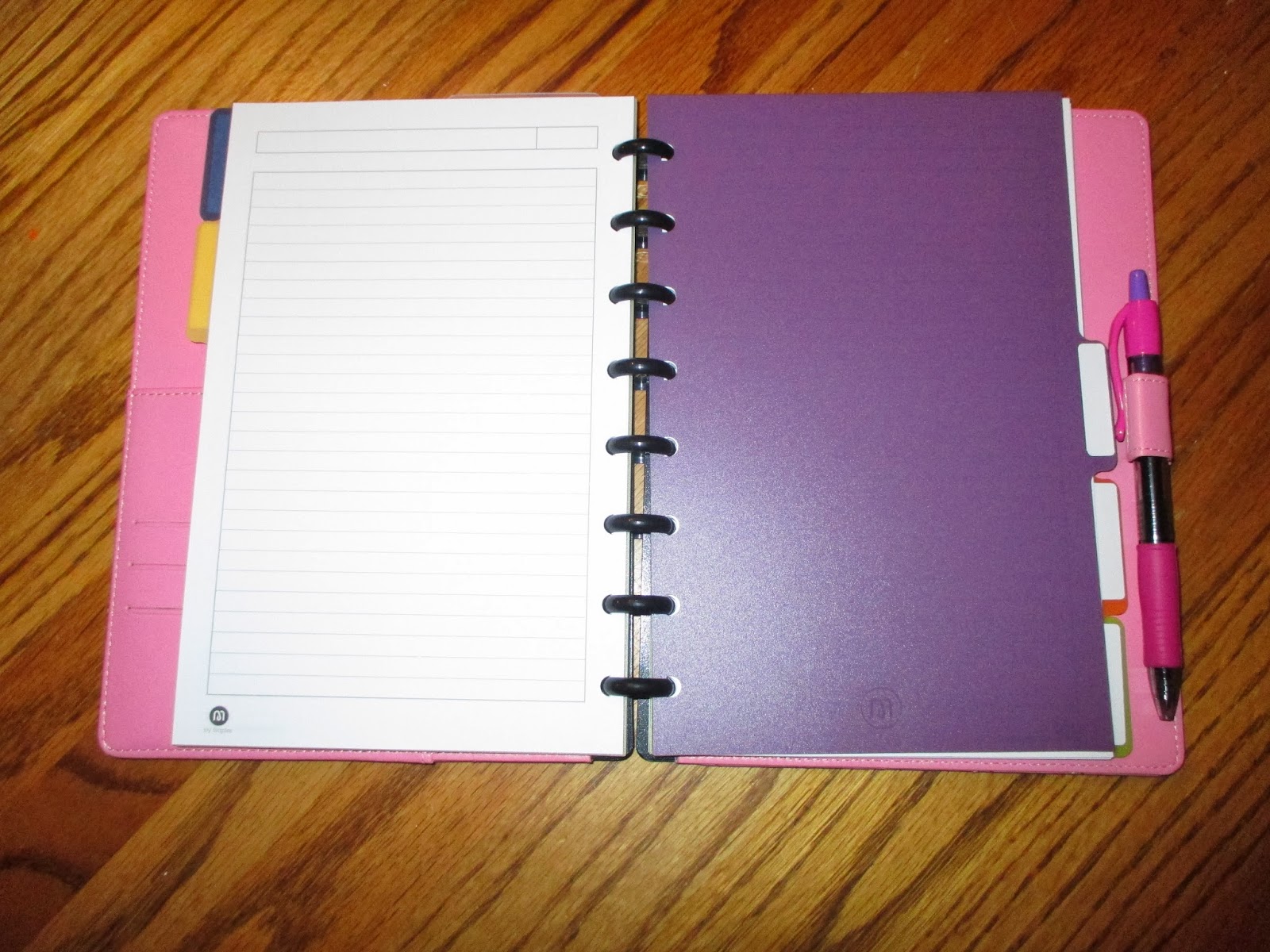Minta's Creations: Staples ARC Customizable notebook organizer review