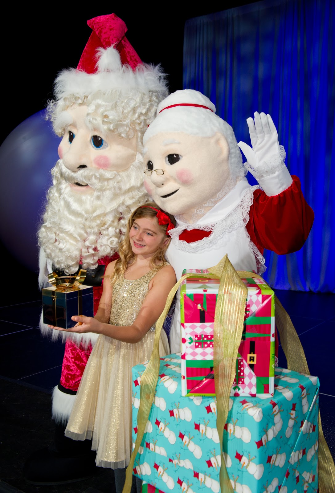 SwankMama: The Magic Of Santa #Christmas Musical at the Pacific Coliseum