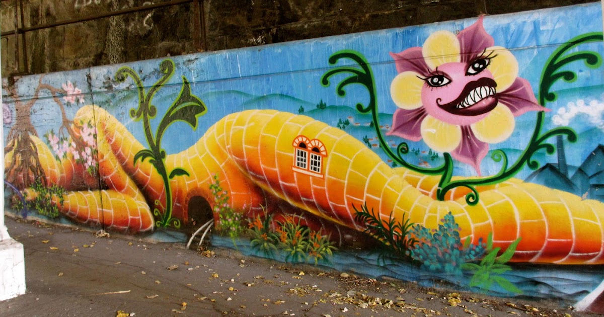 Pittsburgh Murals and Public Art: Brick Woman by Lady Pink