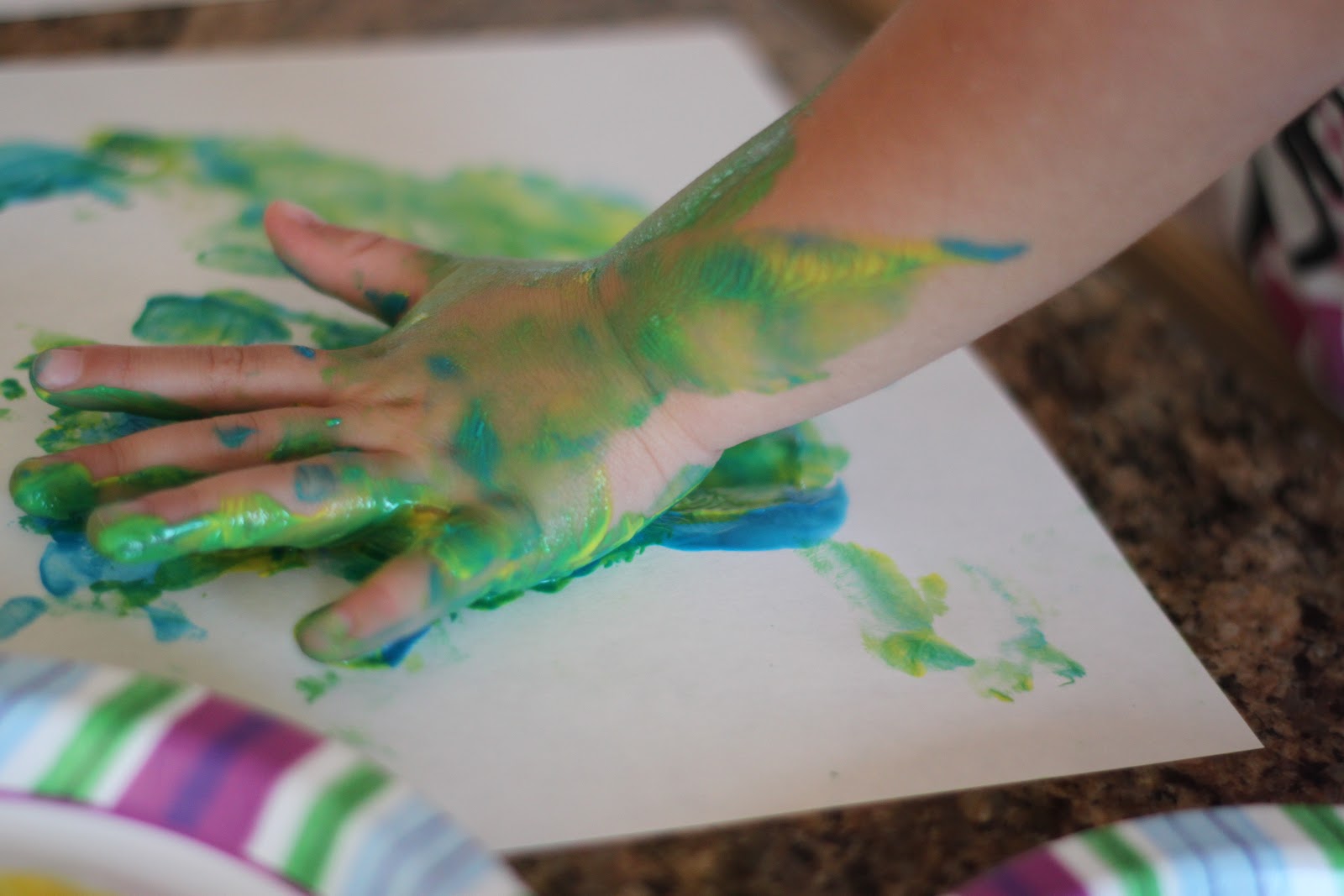 Playing House: Finger Painting - Color Mixing
