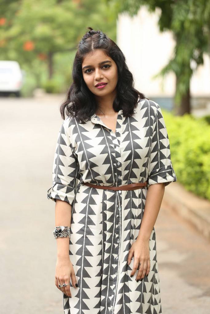 Swathi At London Babulu Movie Trailer Launch Gallery