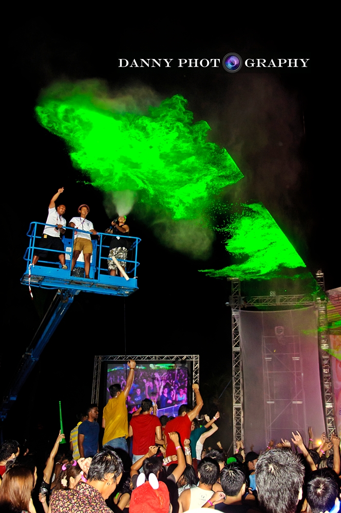 Sentosa Siloso Beach Party Countdown 2013 ~ Danny Tan Photography