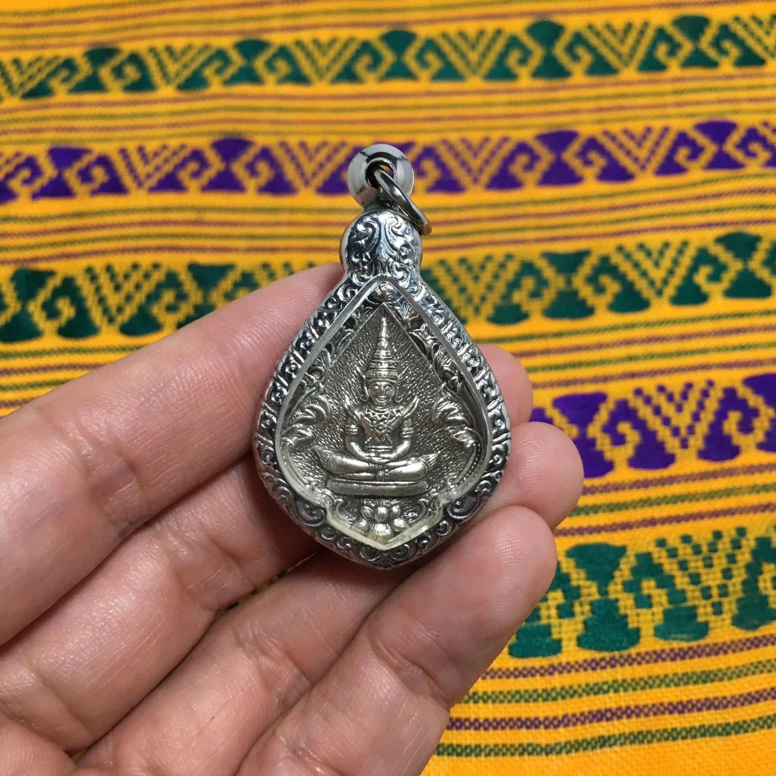 14 Best Amulets & Good Luck Charms for Protection in New Year 2019