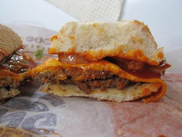 Review: Burger King - Extra Long Sriracha Cheeseburger