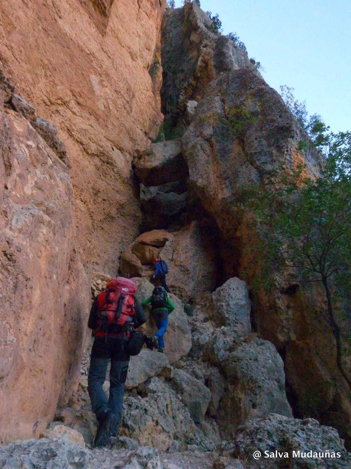 Grupo Montañero Mudauñas: Molata del Almendro y Ferrata de Gontar